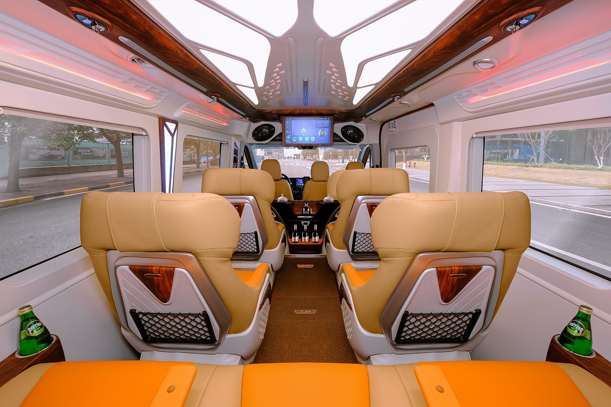 DCar Vip Lounge - Ford Transit