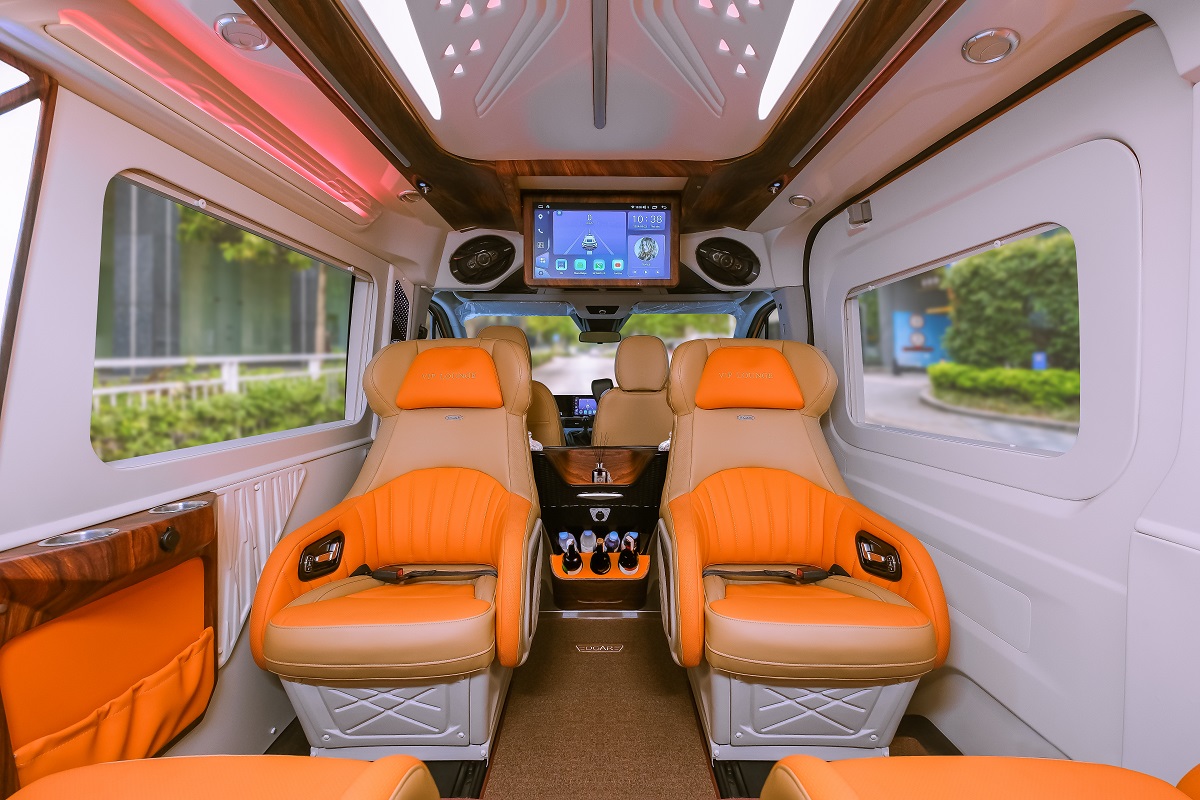 DCar Vip Lounge - Ford Transit