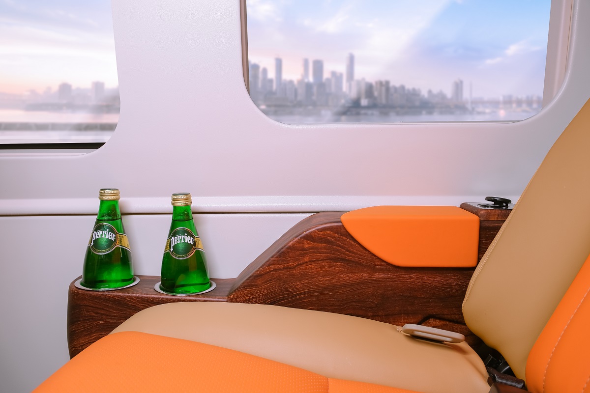 DCar Vip Lounge - Ford Transit