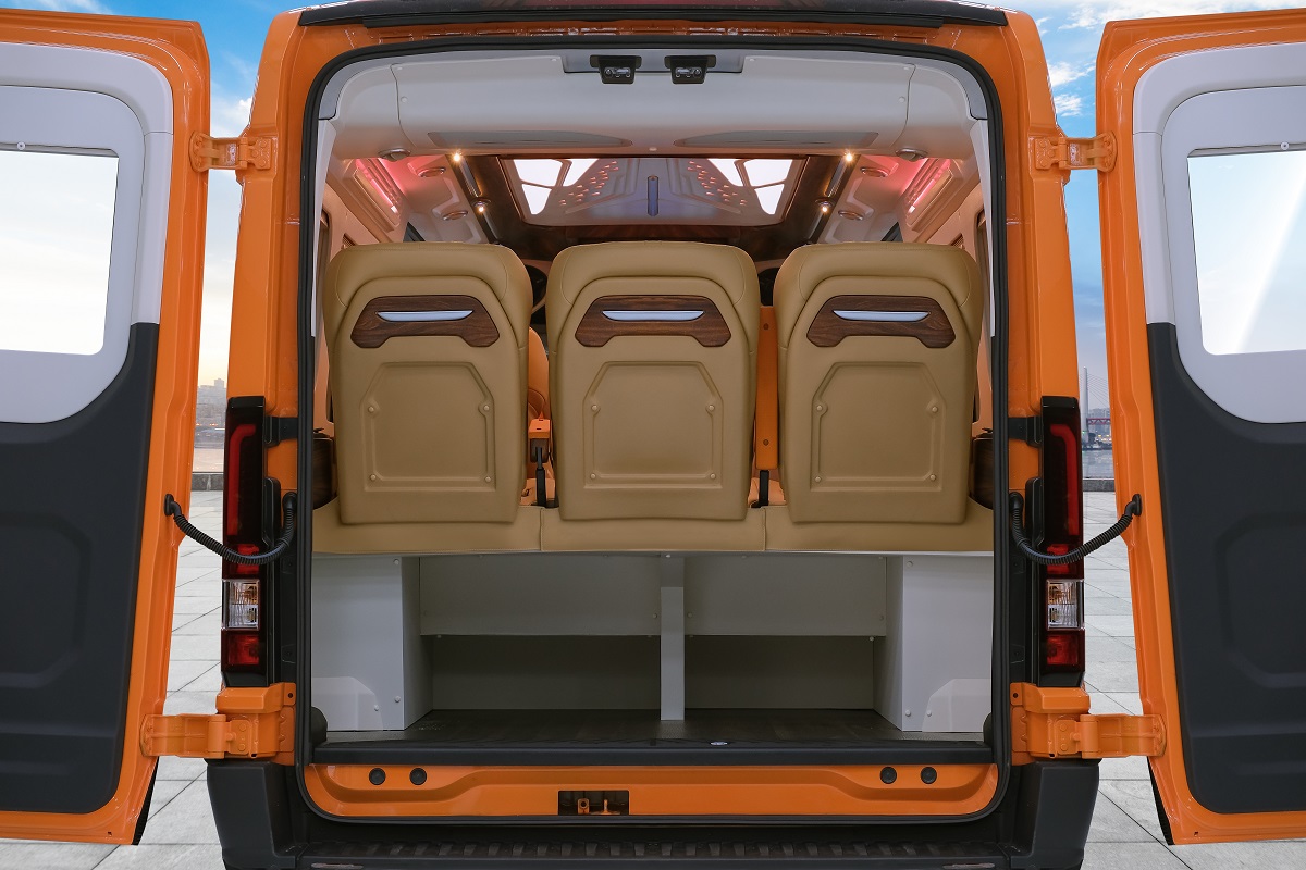 DCar Vip Lounge - Ford Transit
