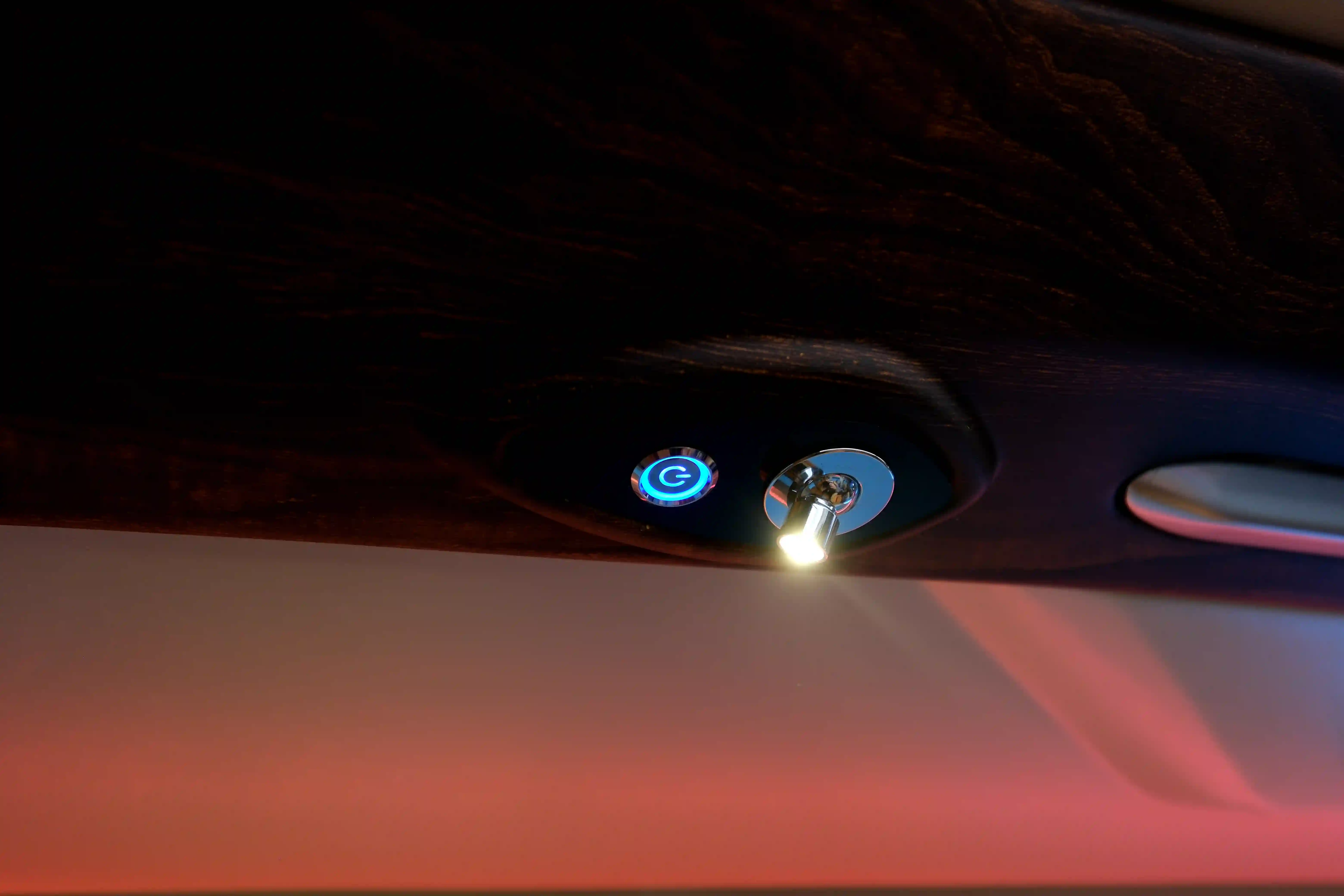 DCar Vip Lounge - Ford Transit