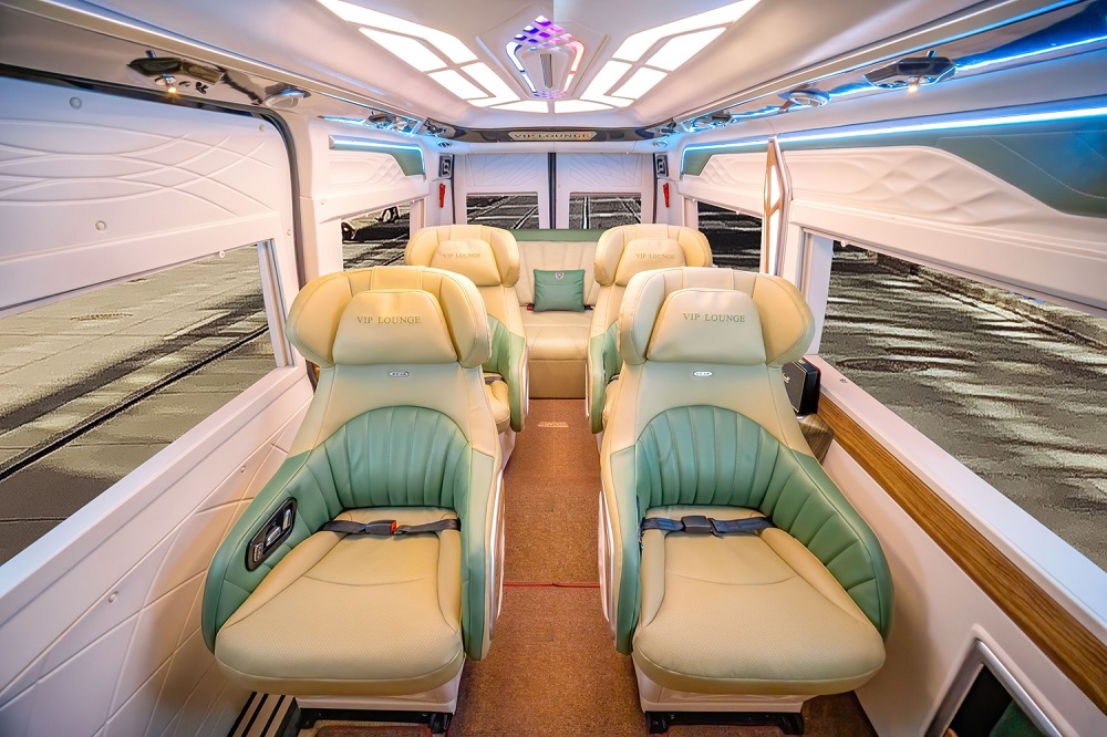 DCar Vip Lounge - Ford Transit