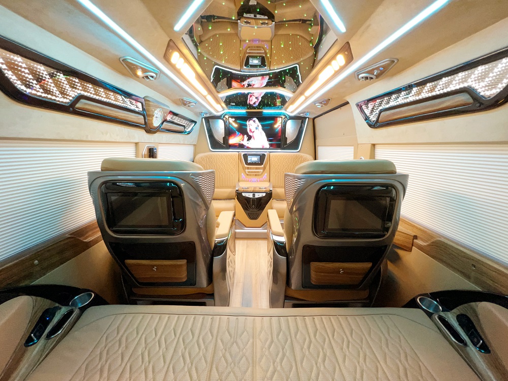 DCar President - Ford Transit